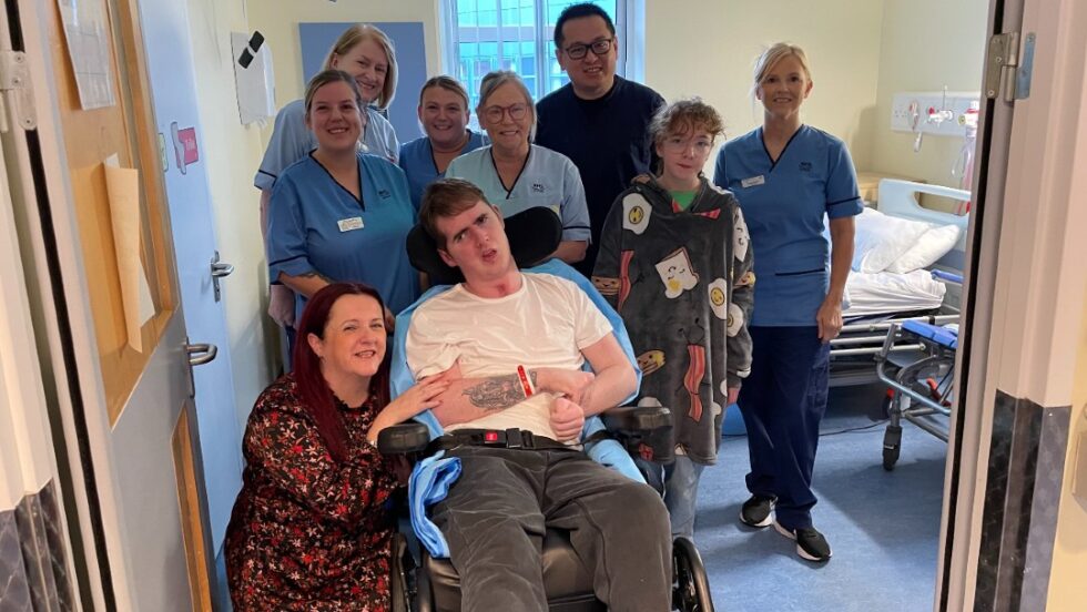 Daniel given TWO guards of honour as he begins journey home | NHS ...