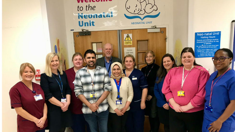 Chief executive and chair visit neonatal unit | NHS Lanarkshire