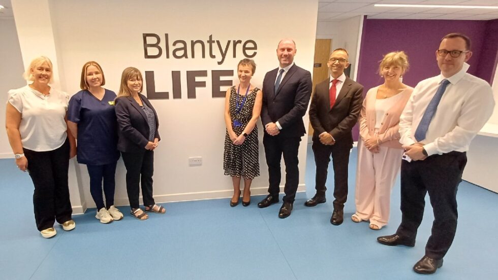 Cabinet Secretary praises ‘wonderful’ integrated care and community-based approach | NHS Lanarkshire